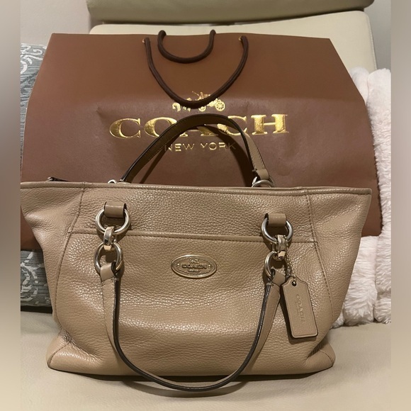 Coach | Bags | Coach Mini Ellis Pebbled Leather Purse | Poshmark